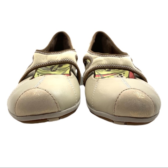 Merrell | Shoes | Merrell Pli Beige Leather Mary Jane Active Flats ...